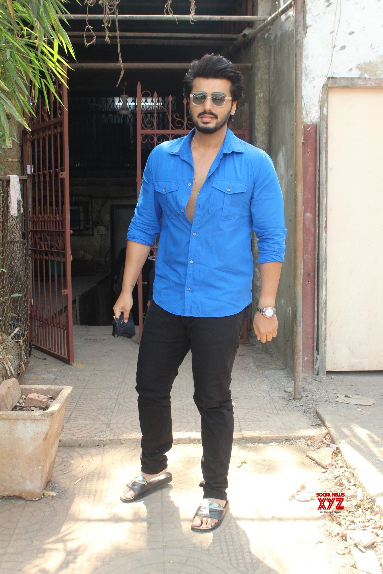 Arjun Kapoor And Anshula Kapoor Spotted At Rohan Shreshtha Studio ...