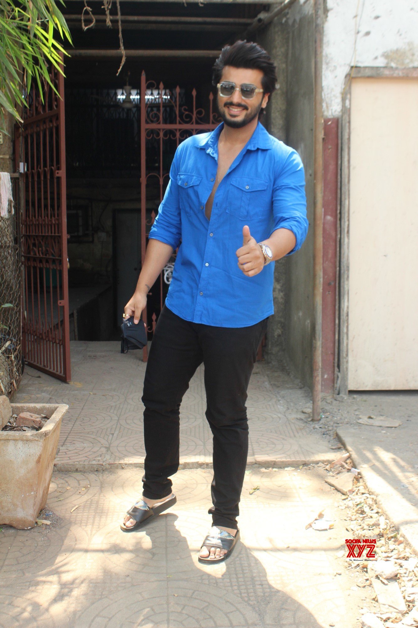 Arjun Kapoor And Anshula Kapoor Spotted At Rohan Shreshtha Studio ...