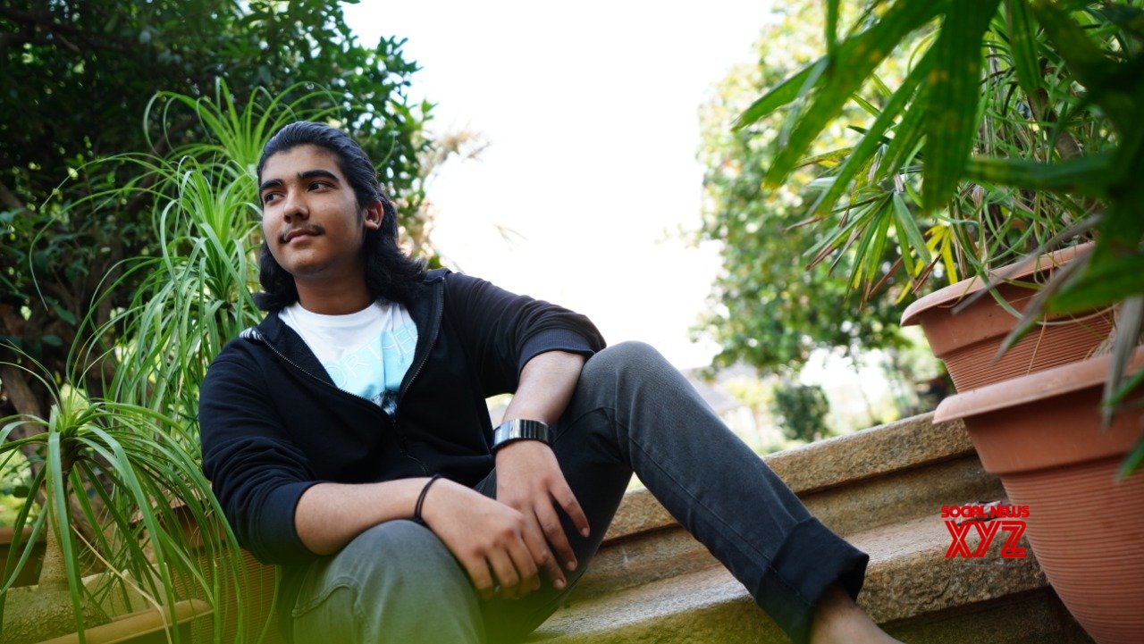 Allari Naresh Released The First Look Poster Of The Movie Ikshu ...