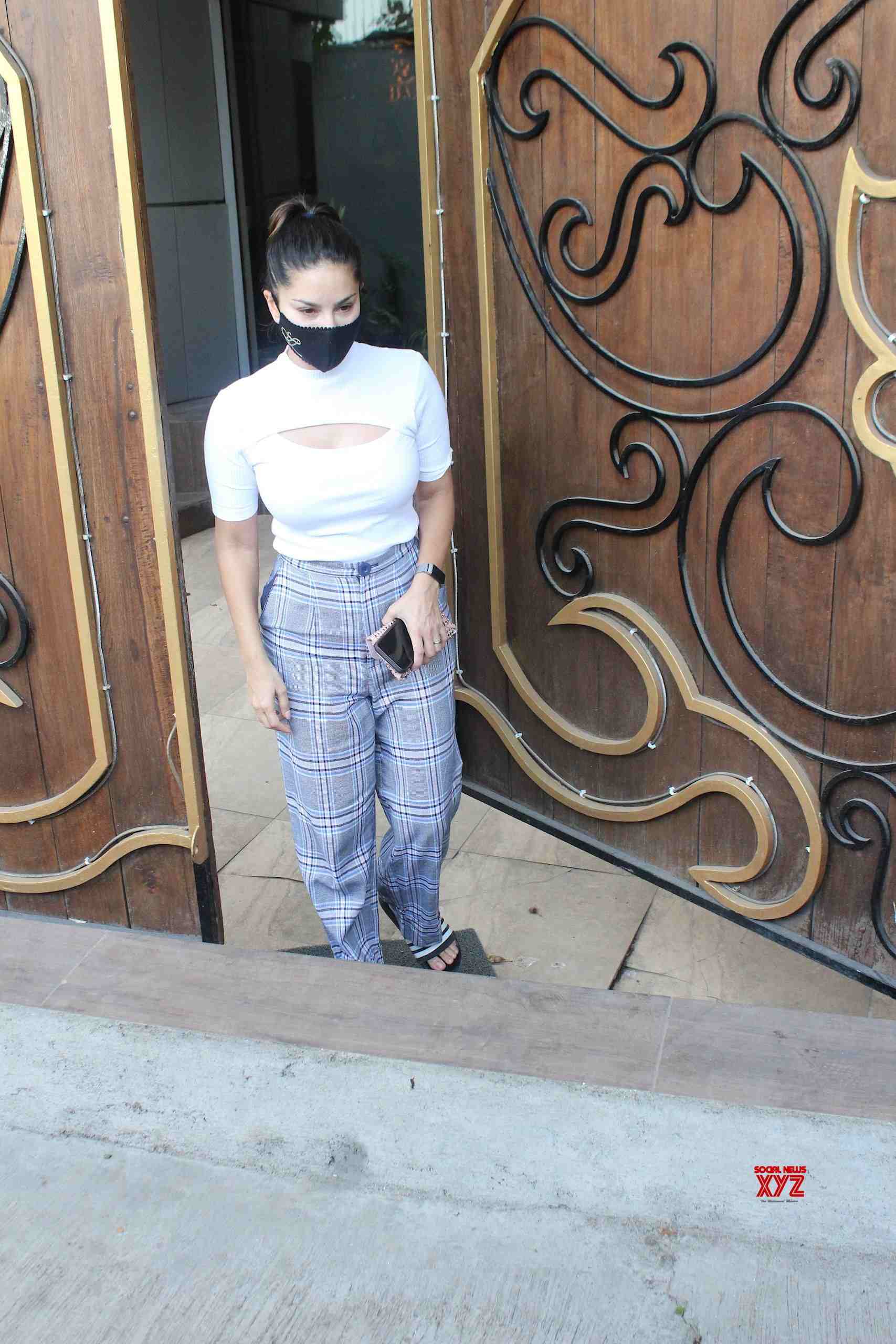 Actress Sunny Leone Spotted At Myrah Spa In Juhu - Gallery - Social ...