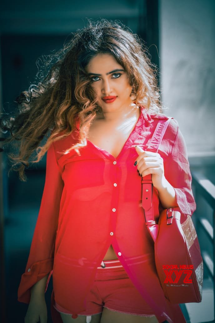 Actress Sony Charishta Stunning New Stills - Social News XYZ