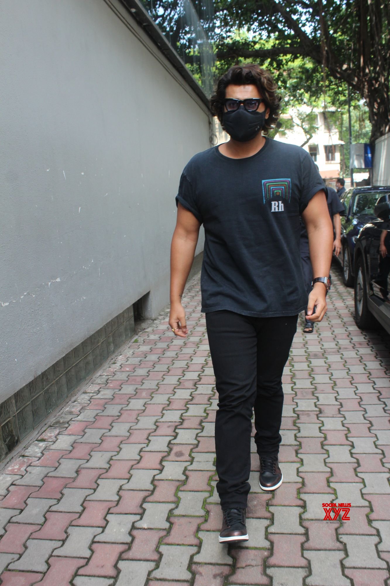 Arjun Kapoor Spotted At Ramesh Taurani's Office In Khar - Gallery ...