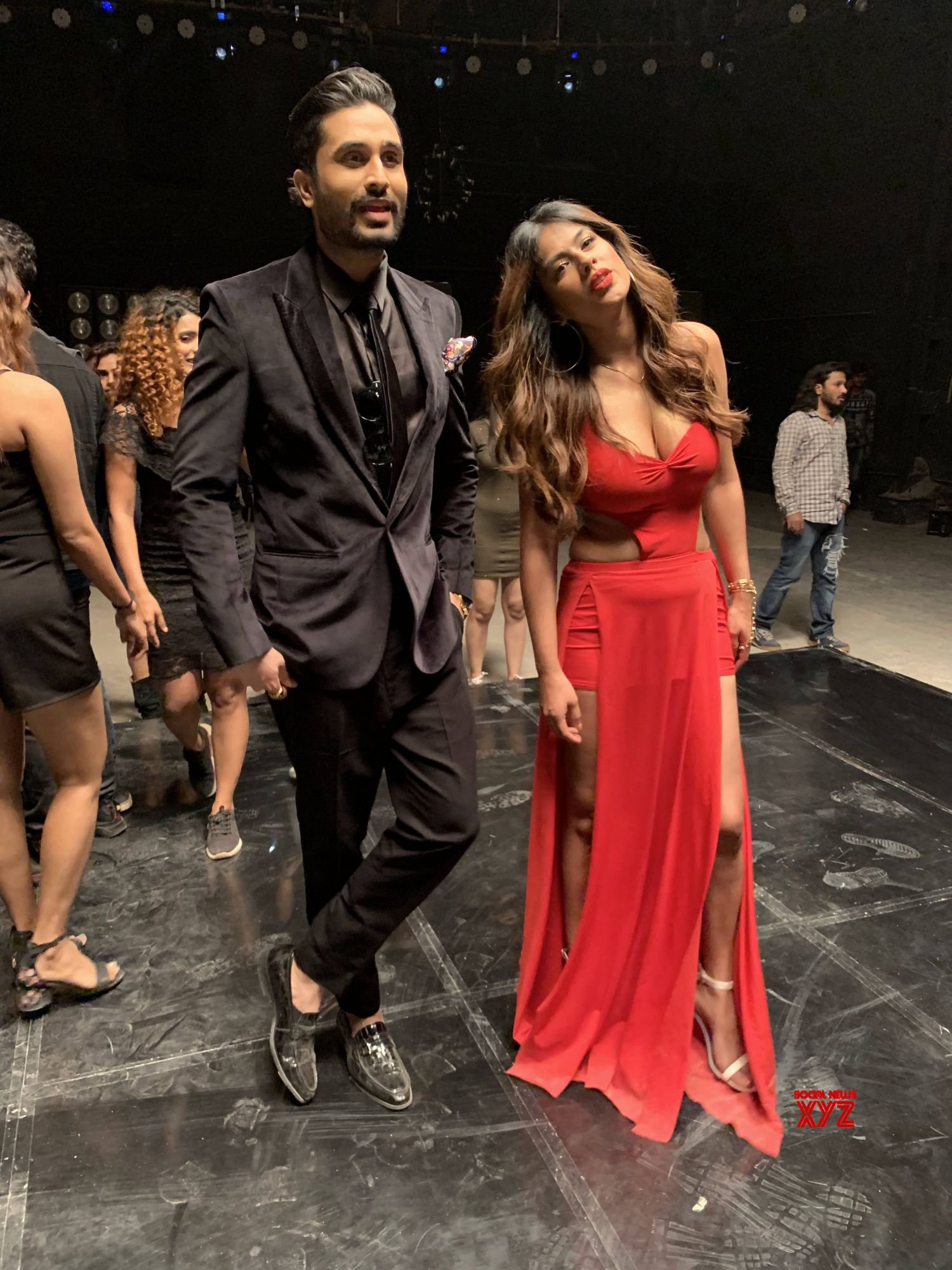 Saat Samundar Paar Shoot Featuring Super Model Yawar Mirza And Sensational Nia Sharma - Gallery ...