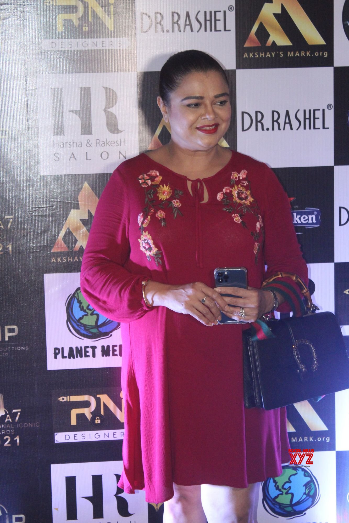 TV Celebs At The Red Carpet International Iconic Awards Season 7 ...