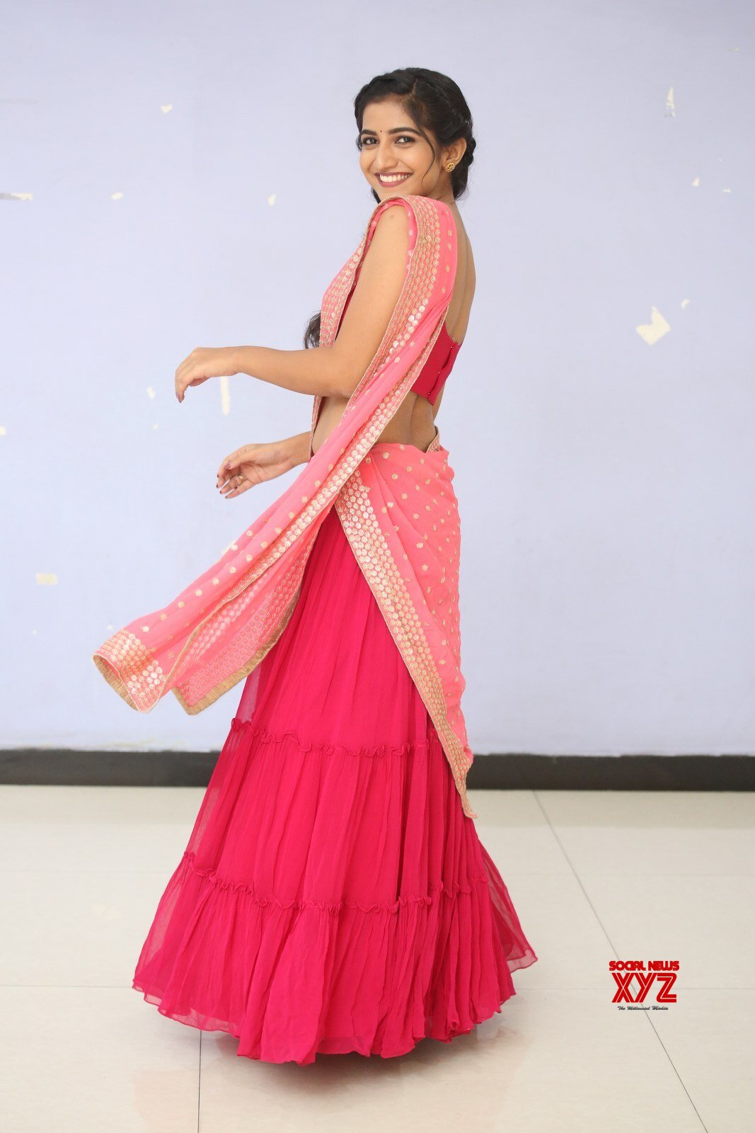 Actress Neha Pathan Stills From Batch Movie Trailer Launch - Gallery ...