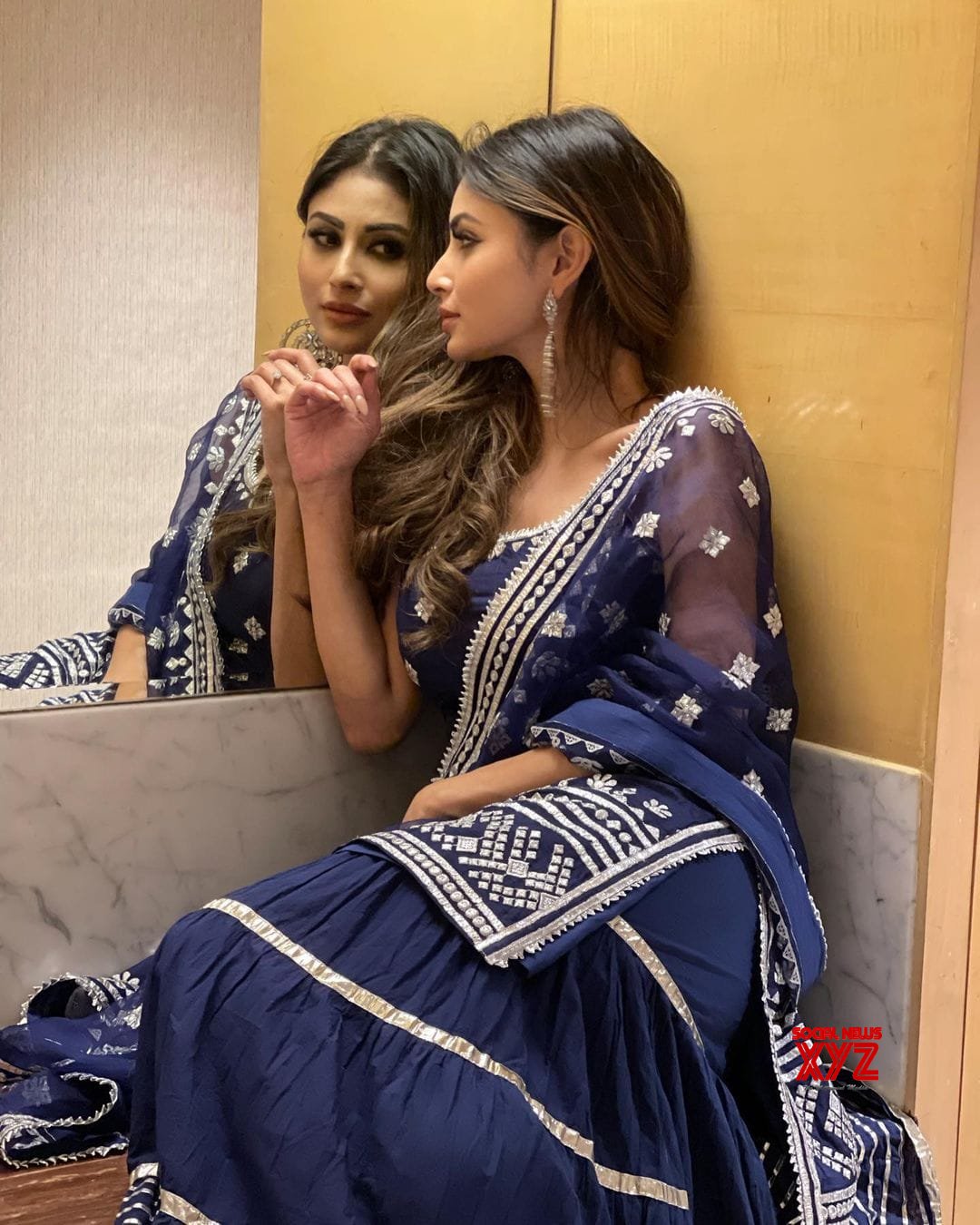 Actress Mouni Roy Latest Glam Stills In A Traditional Outing - Social ...