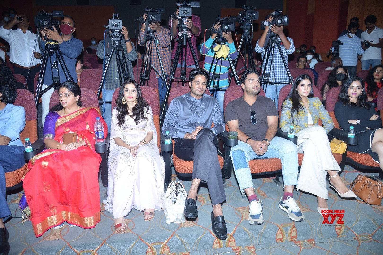 Neetho Movie Teaser Launch - Gallery - Social News XYZ