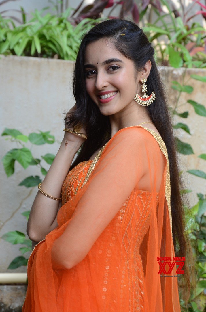Actress Simrat Kaur Glam Stills From Mass Maharaju Movie Opening ...