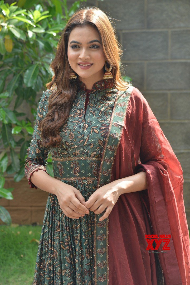 Actress Reva Glam Stills From Seetha Manohara Sri Raghava Movie Opening ...