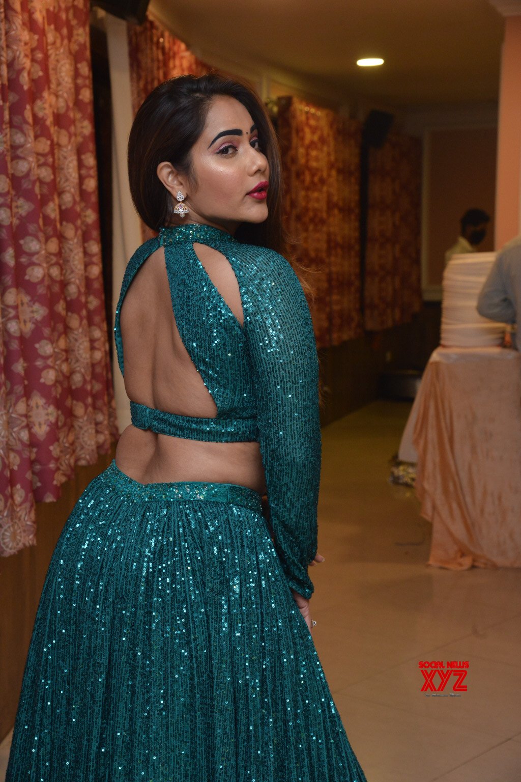Actress Mitra Sharma Glam Stills From Santosham Awards 2021 Curtain ...