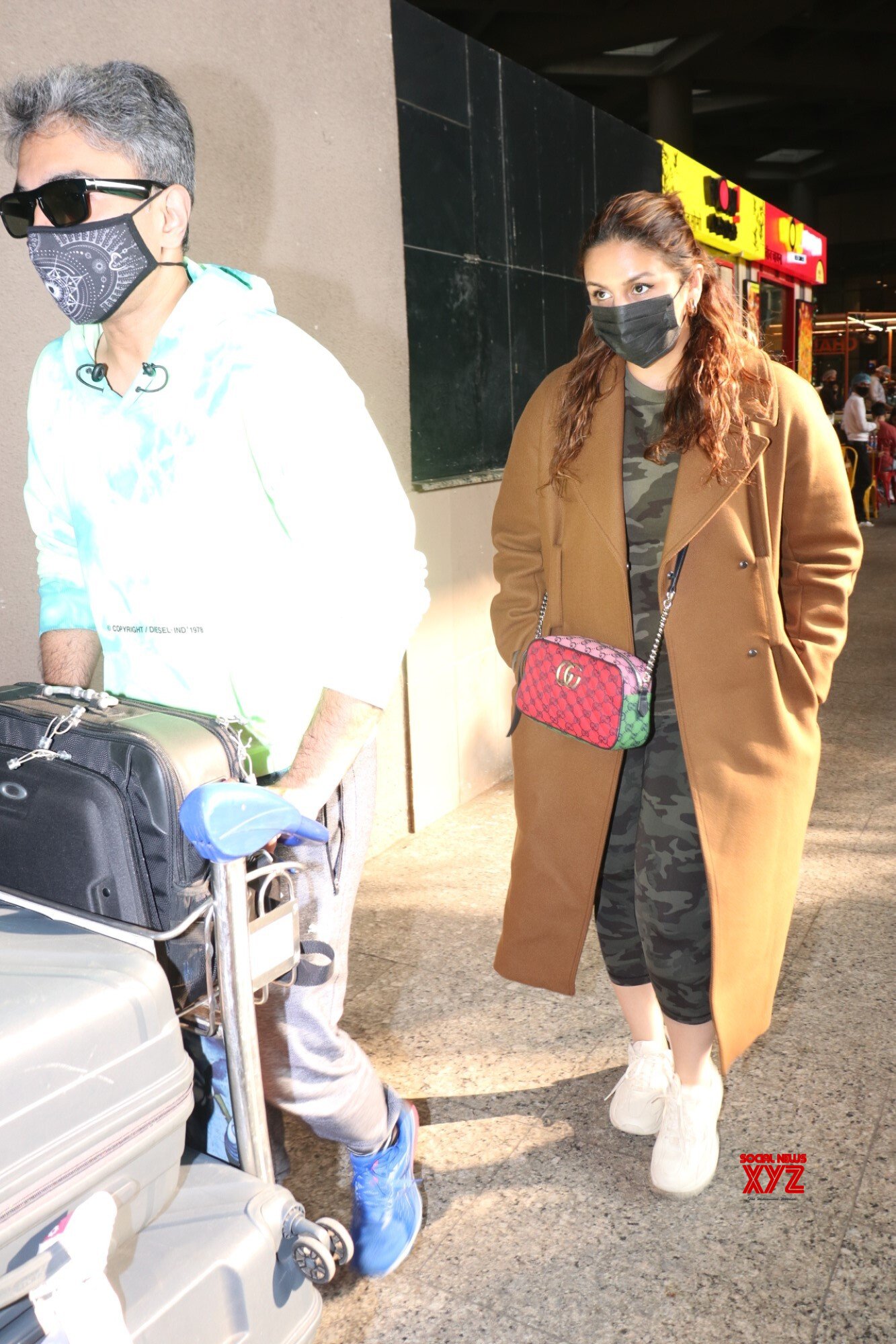 Huma Qureshi And Zaheer Iqbal Spotted At Airport Arrival - Gallery ...