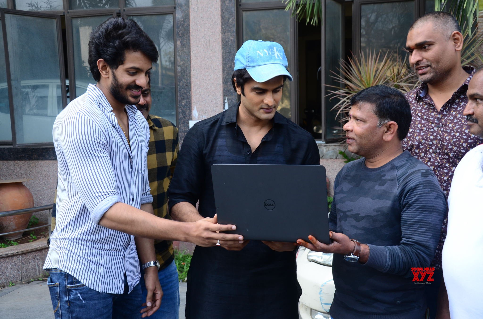 Sudheer Babu Launched Veyi Subhamulu Kalugu Neeku Movie Trailer ...