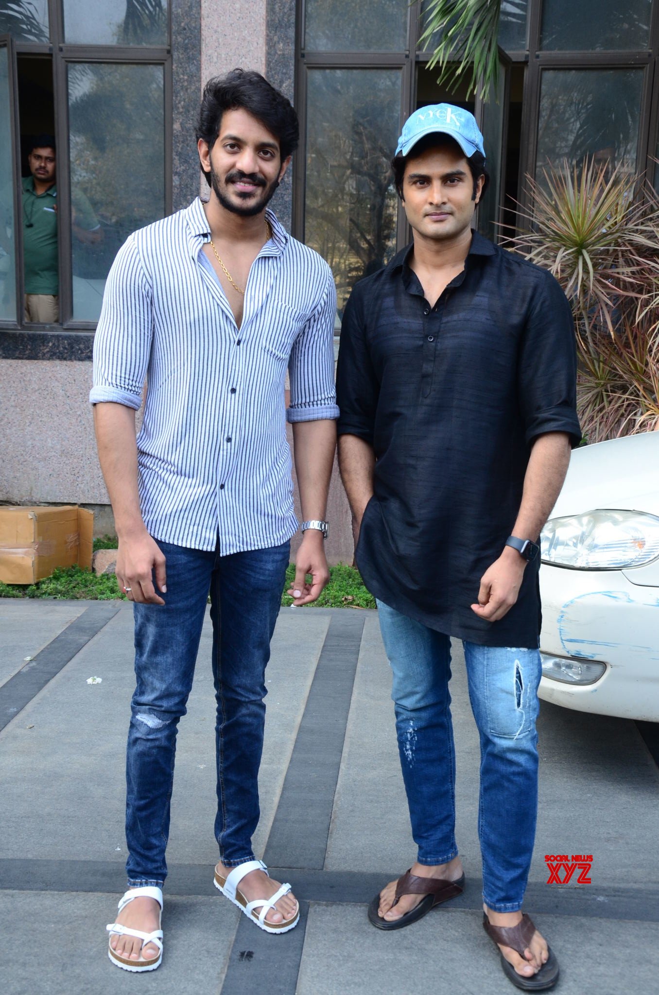 Sudheer Babu Launched Veyi Subhamulu Kalugu Neeku Movie Trailer ...