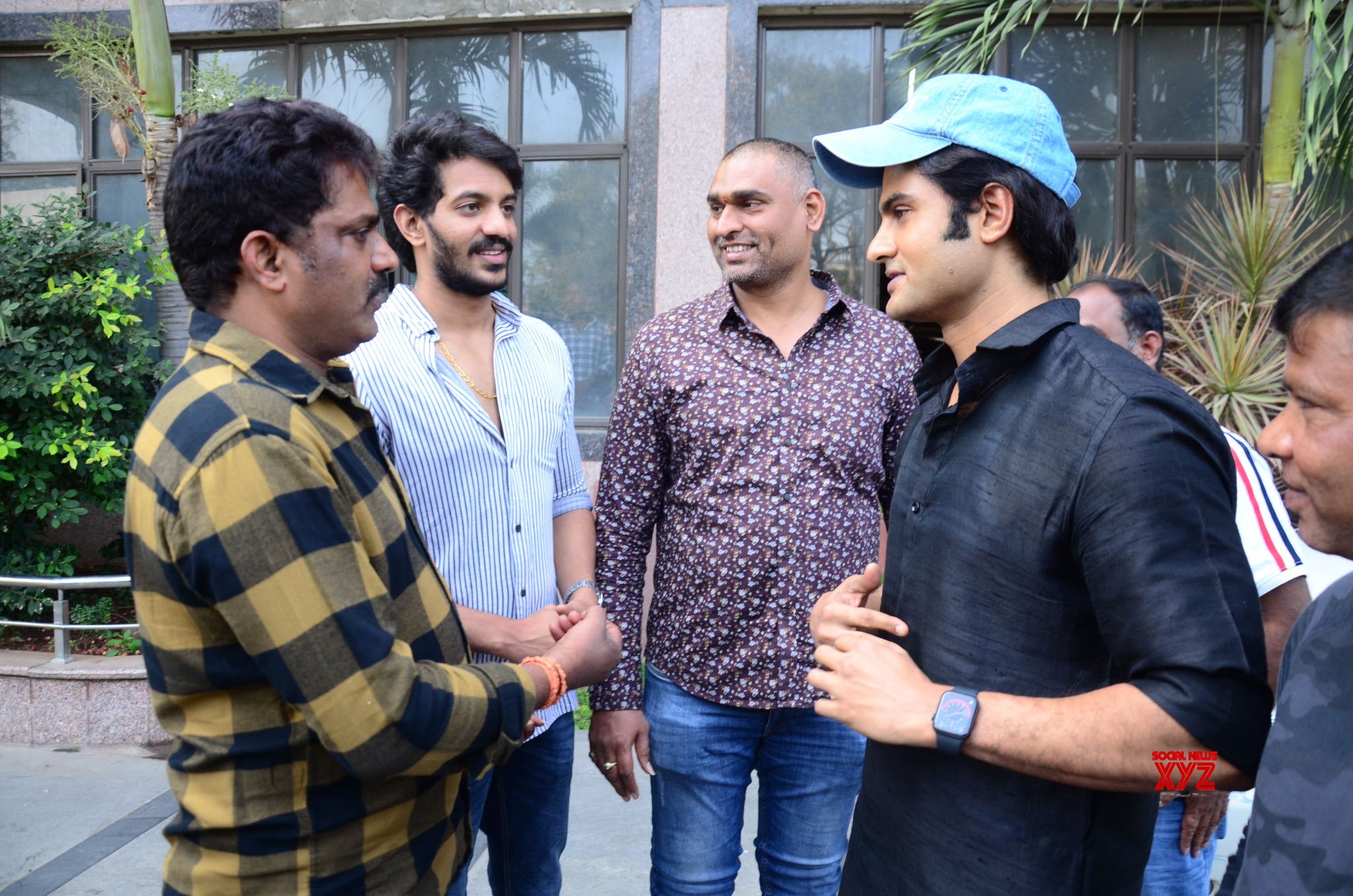 Sudheer Babu Launched Veyi Subhamulu Kalugu Neeku Movie Trailer ...