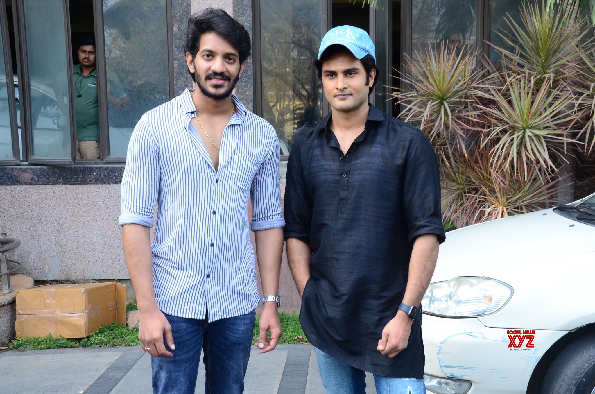 Sudheer Babu Launched Veyi Subhamulu Kalugu Neeku Movie Trailer ...
