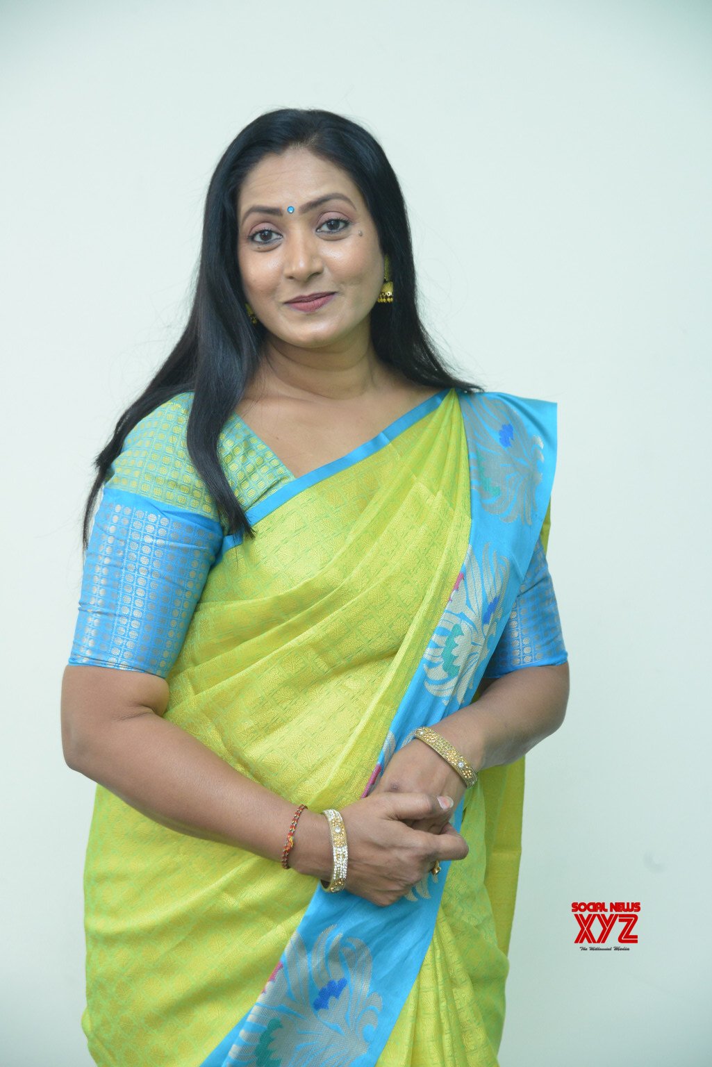 Actress Aamani Stills From Allantha Durana Movie Pres Meet - Social ...