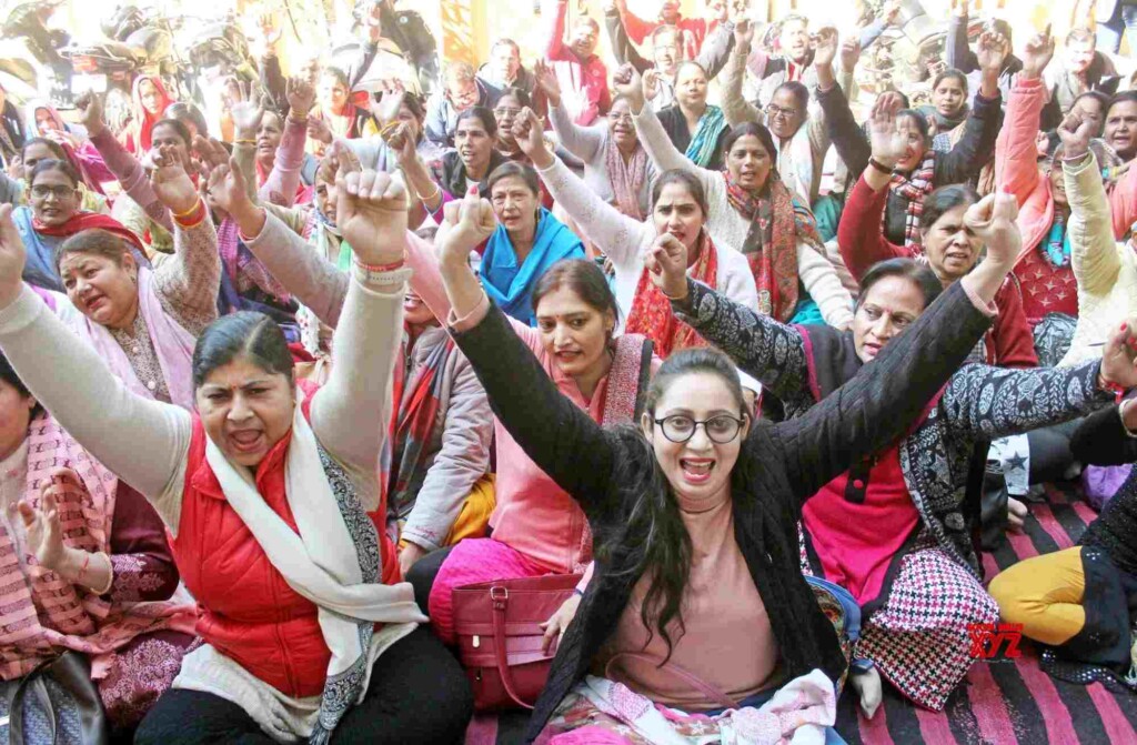 Meerut: Uttar Pradesh Basic health workers association members stage a ...