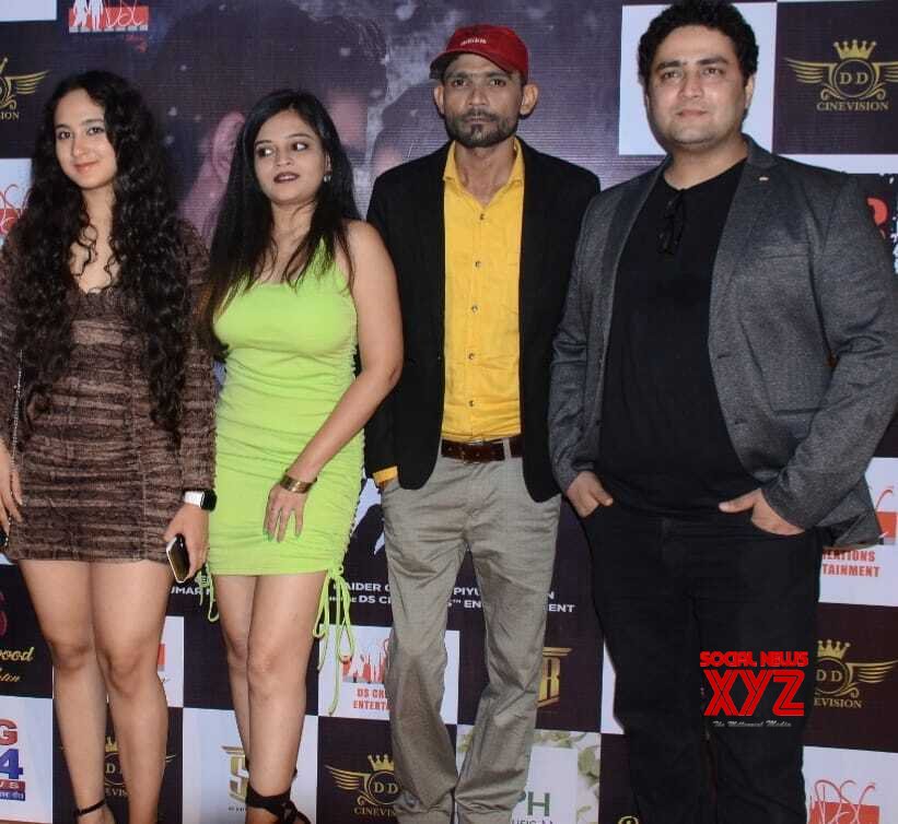 Qaseem Haider Qaseem And Piyu Chouhan Song Snowfall Sung By Utkarsh Saxena Directed By Dinesh ...