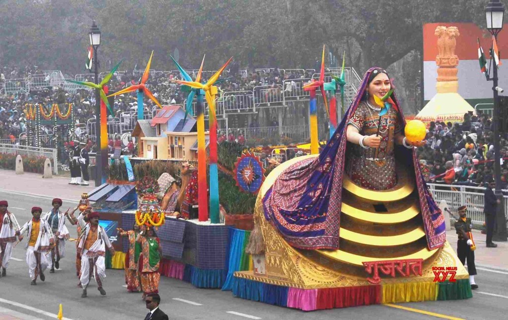 New Delhi:A tableau of Gujarat drives through Kartavya Path. #Gallery ...