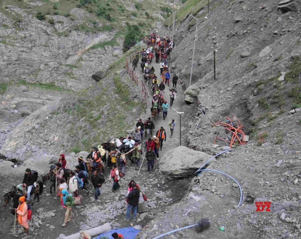 Amarnath Yatra temporarily suspended due to bad weather - Social News XYZ