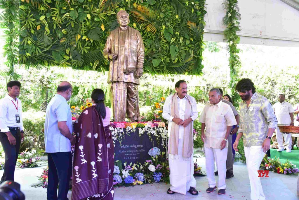 Akkineni Nageswara Rao's 100 Birthday Celebration Statue Inauguration ...