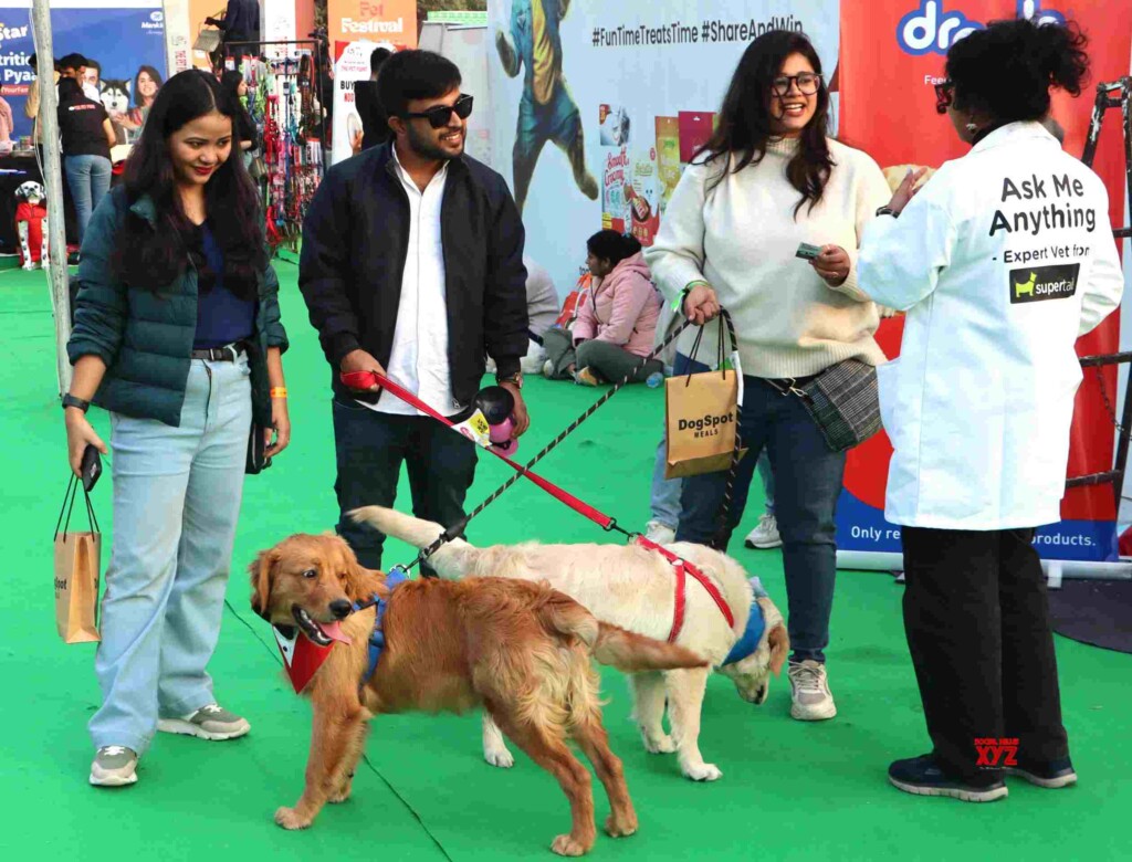 New Delhi: People with their pets visit 'Pet Fed India' at NSIC ground ...