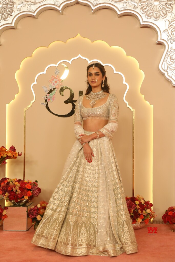 Celebs Graces The Lagna Vidhi Of Anant Ambani And Radhika Merchant Gallery Set 10 - Social News XYZ