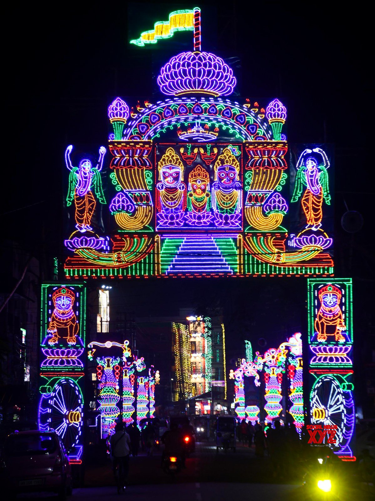 North 24 Parganas: Roads illuminated with vibrant lights for Kali Puja ...