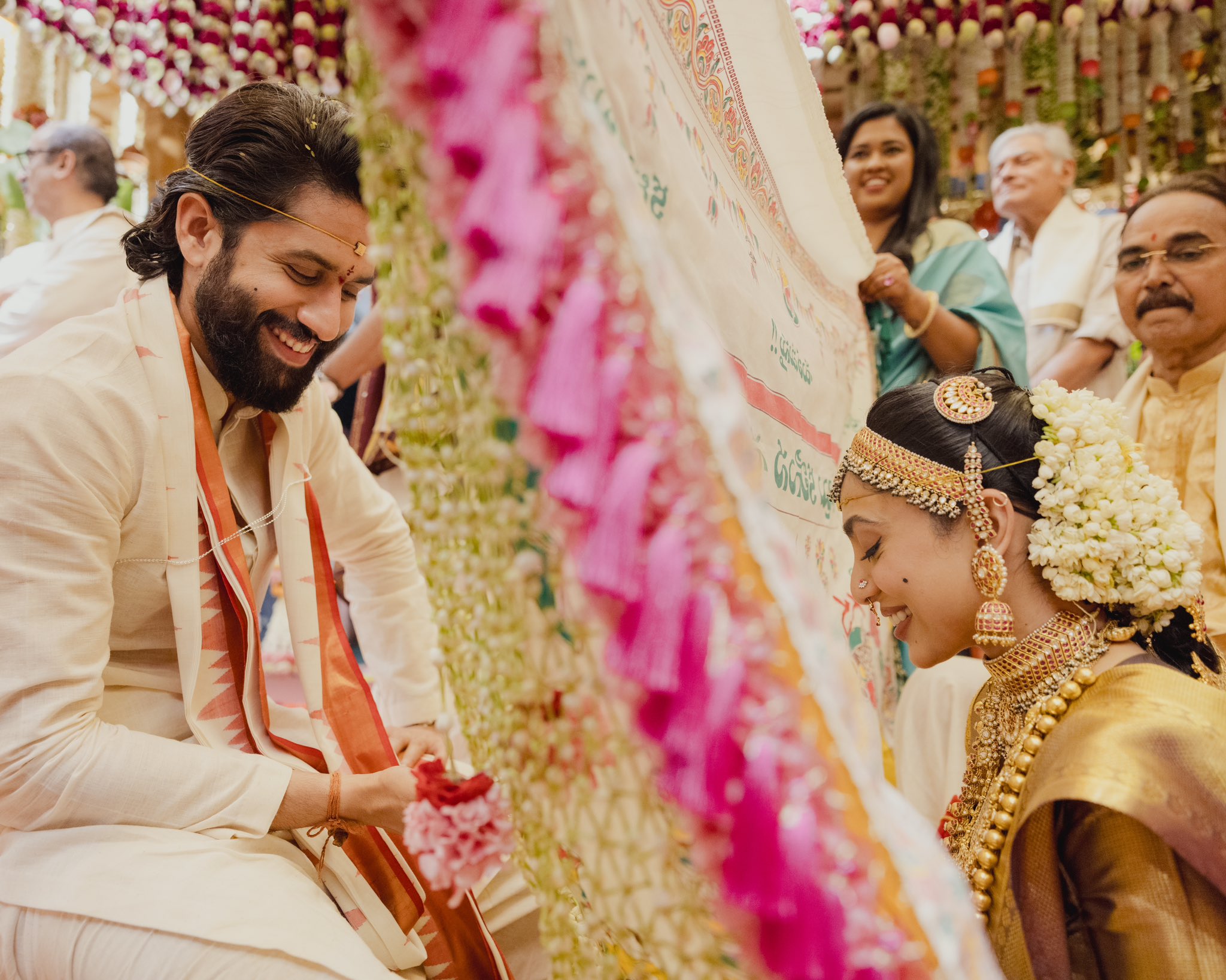 Naga Chaitanya and Sobhita Dhulipala Celebrate Their Marriage in a Grand Telugu Wedding at ...