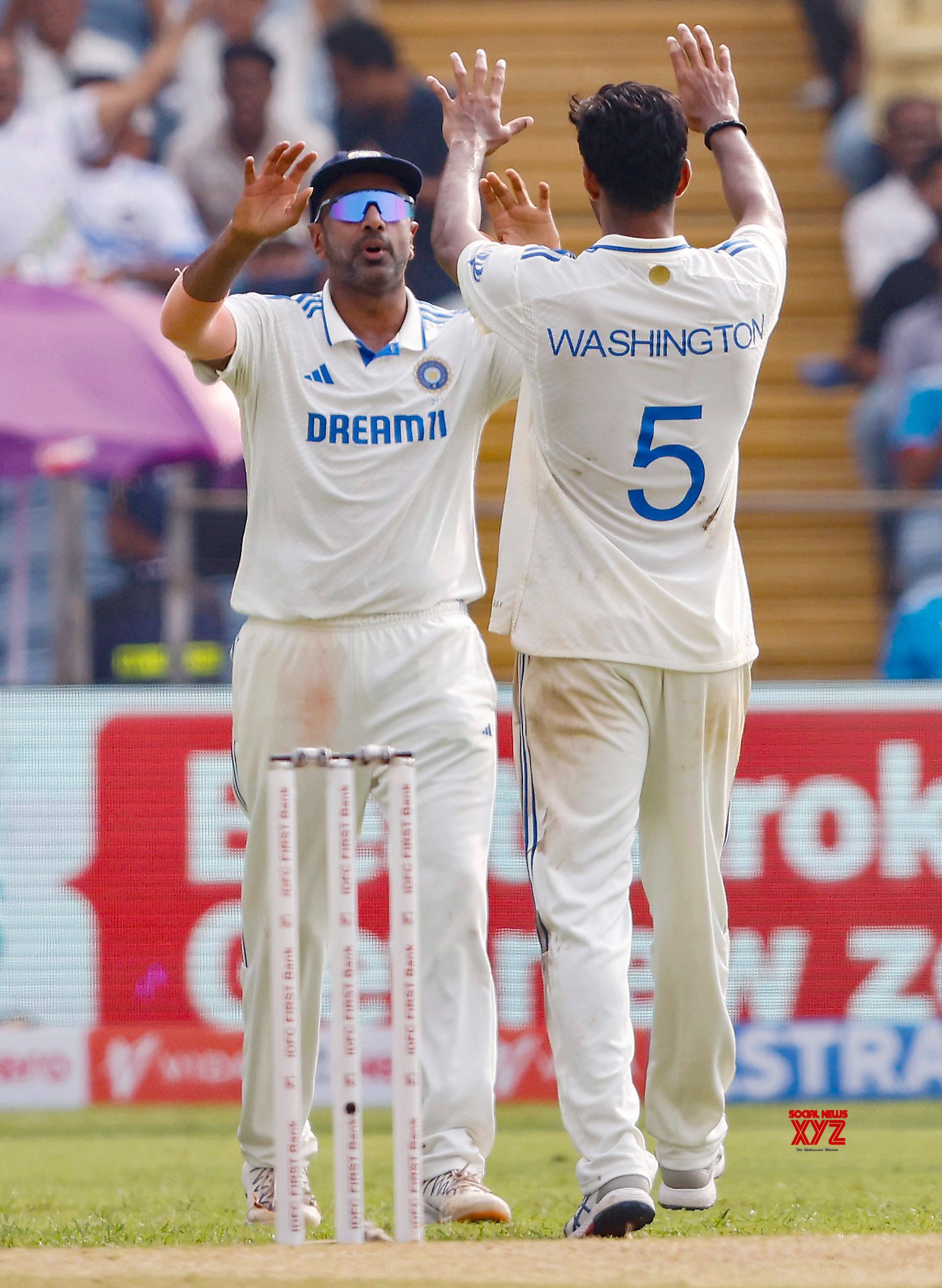 'Thuppakiya pudinga Washi': Ashwin passes baton to Sundar in Thalapathy Vijay style - Social ...