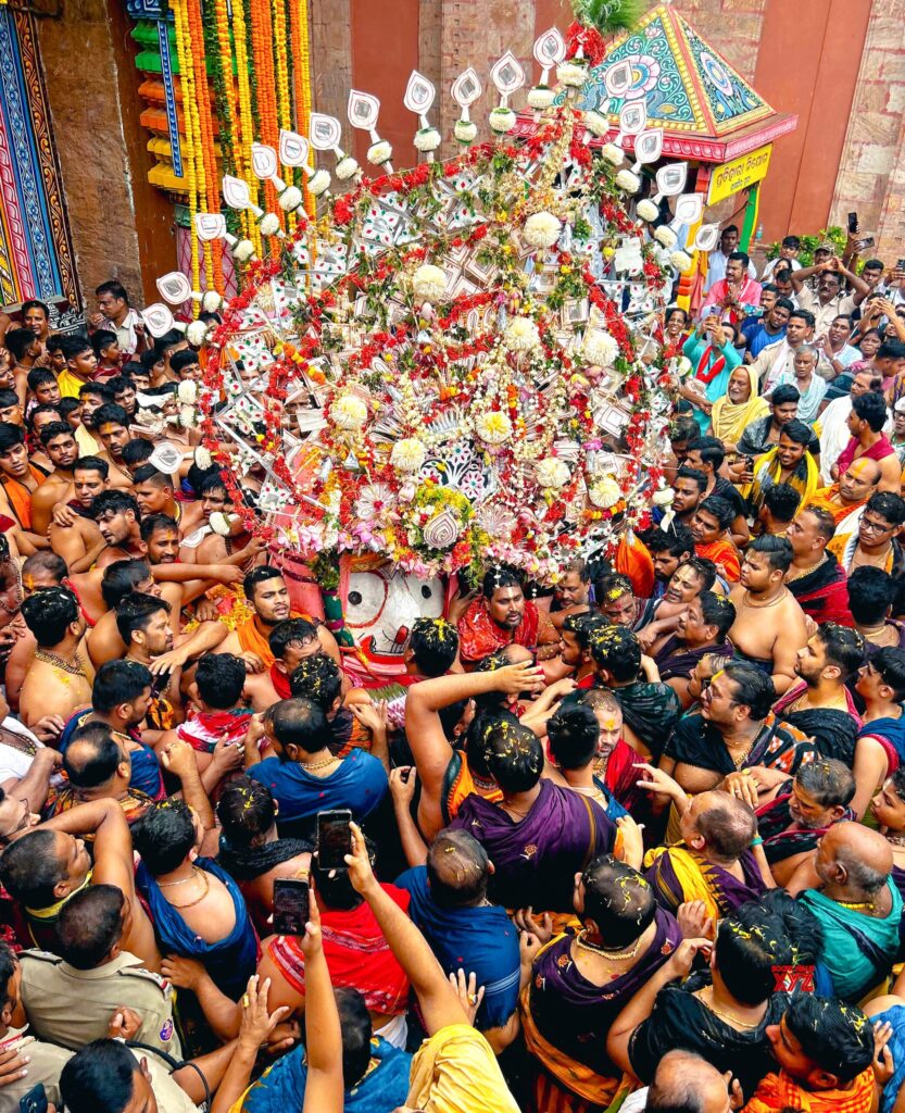 Puri: Devotees Gather for Dhadi Pahandi procession of Shree Balabhadra ...